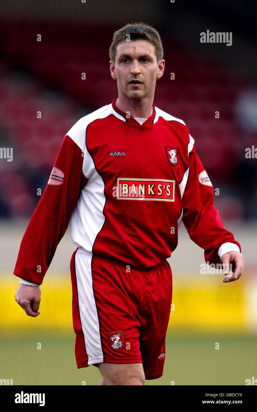 Simon osborn hi-res stock photography and images - Alamy