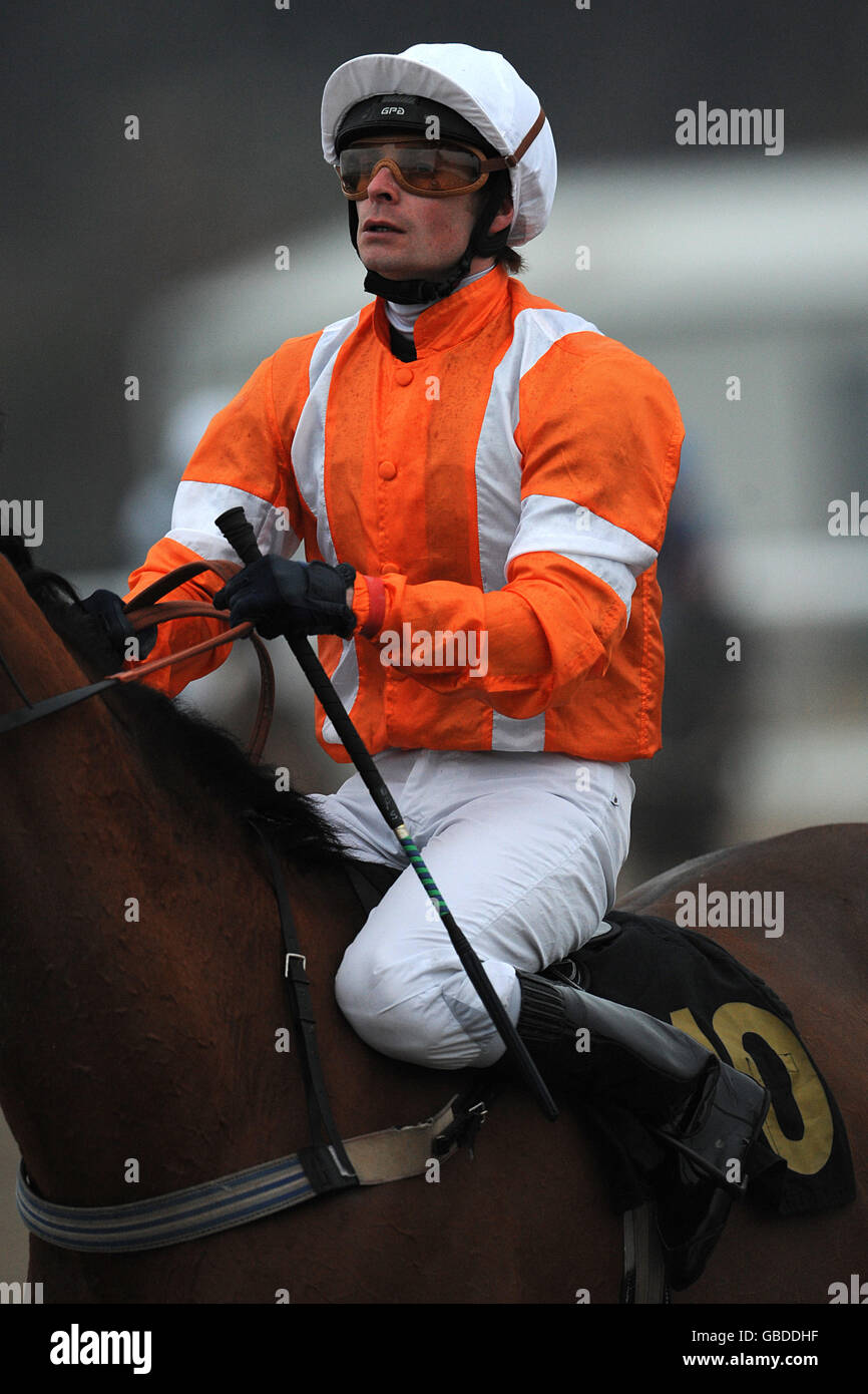 Horse Racing - Wolverhampton Racecourse Stock Photo - Alamy