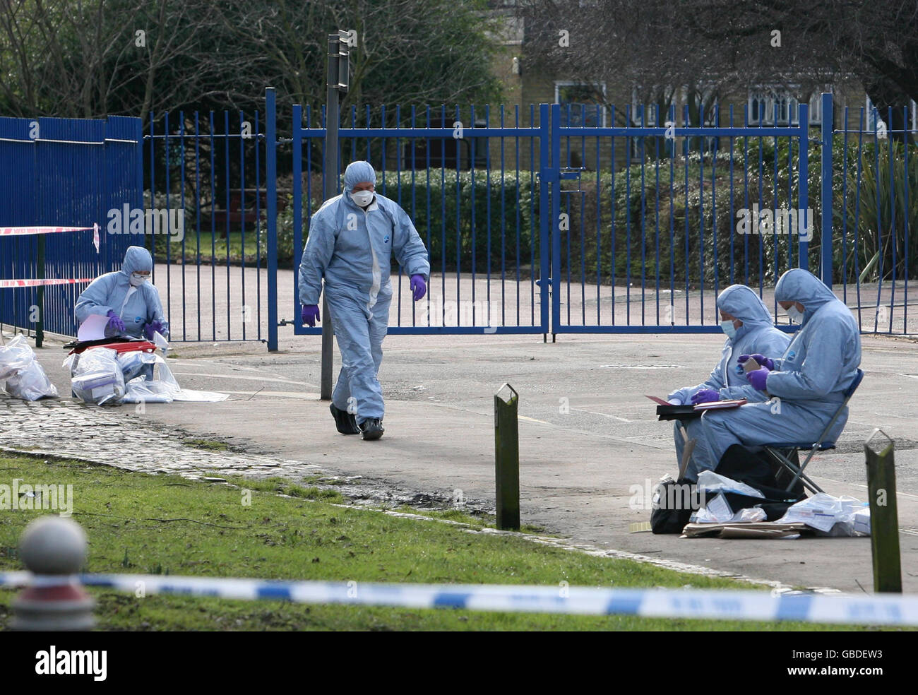School shooting crime scene hi-res stock photography and images - Alamy