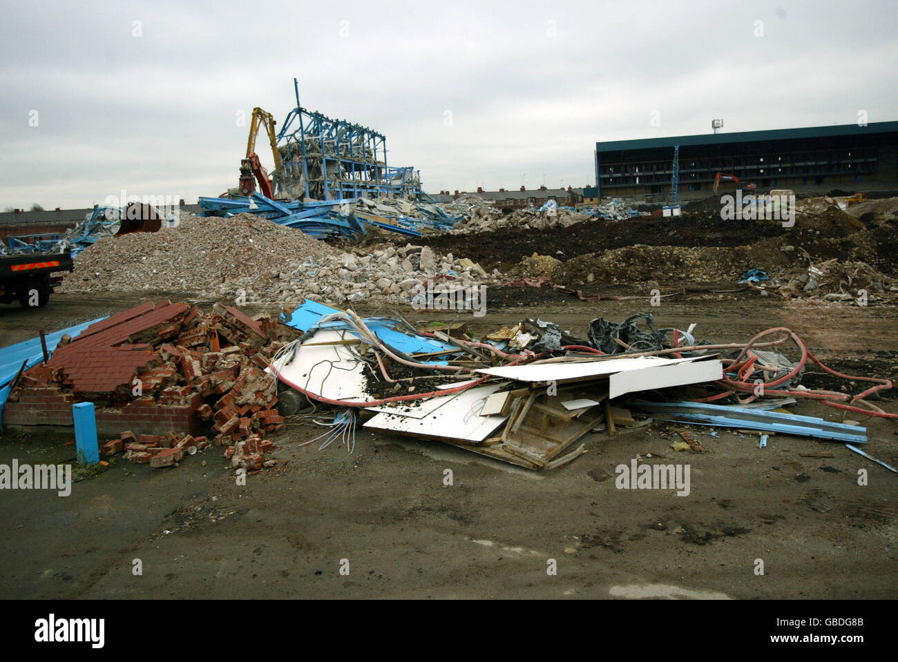 Soccer - Maine Road, Manchester City Stadium Demolition Stock Photo - Alamy