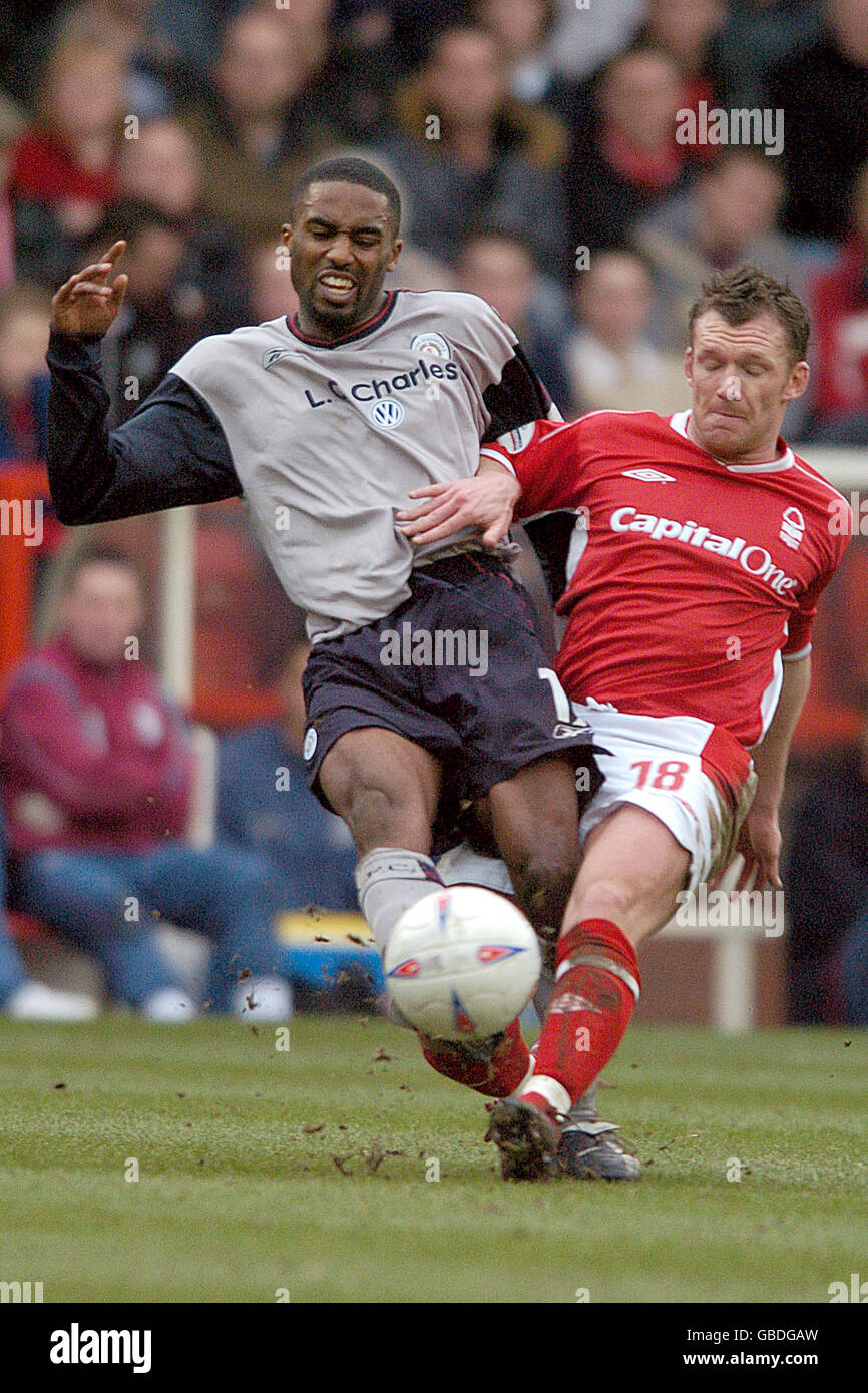 (L-R) Crewe Alexandra's Justin Cochrane Nottingham Forest's Paul Evans ...