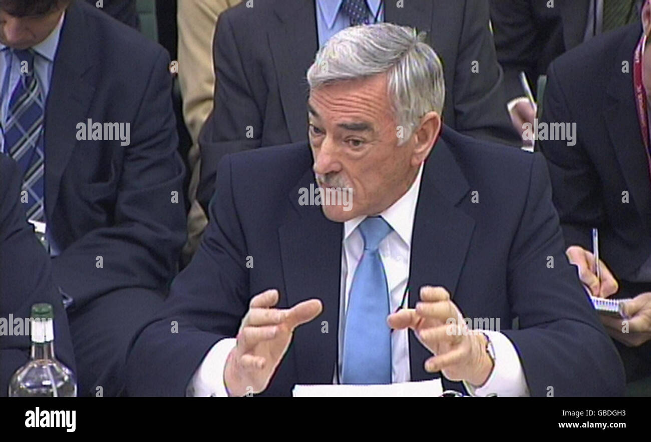 Former chairman of RBS Sir Tom McKillop gives evidence to the Treasury ...