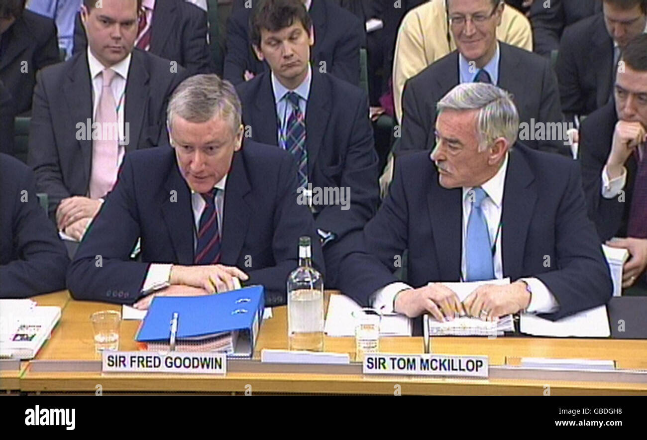 Former chief executive of RBS Sir Fred Goodwin (left) and former RBS ...