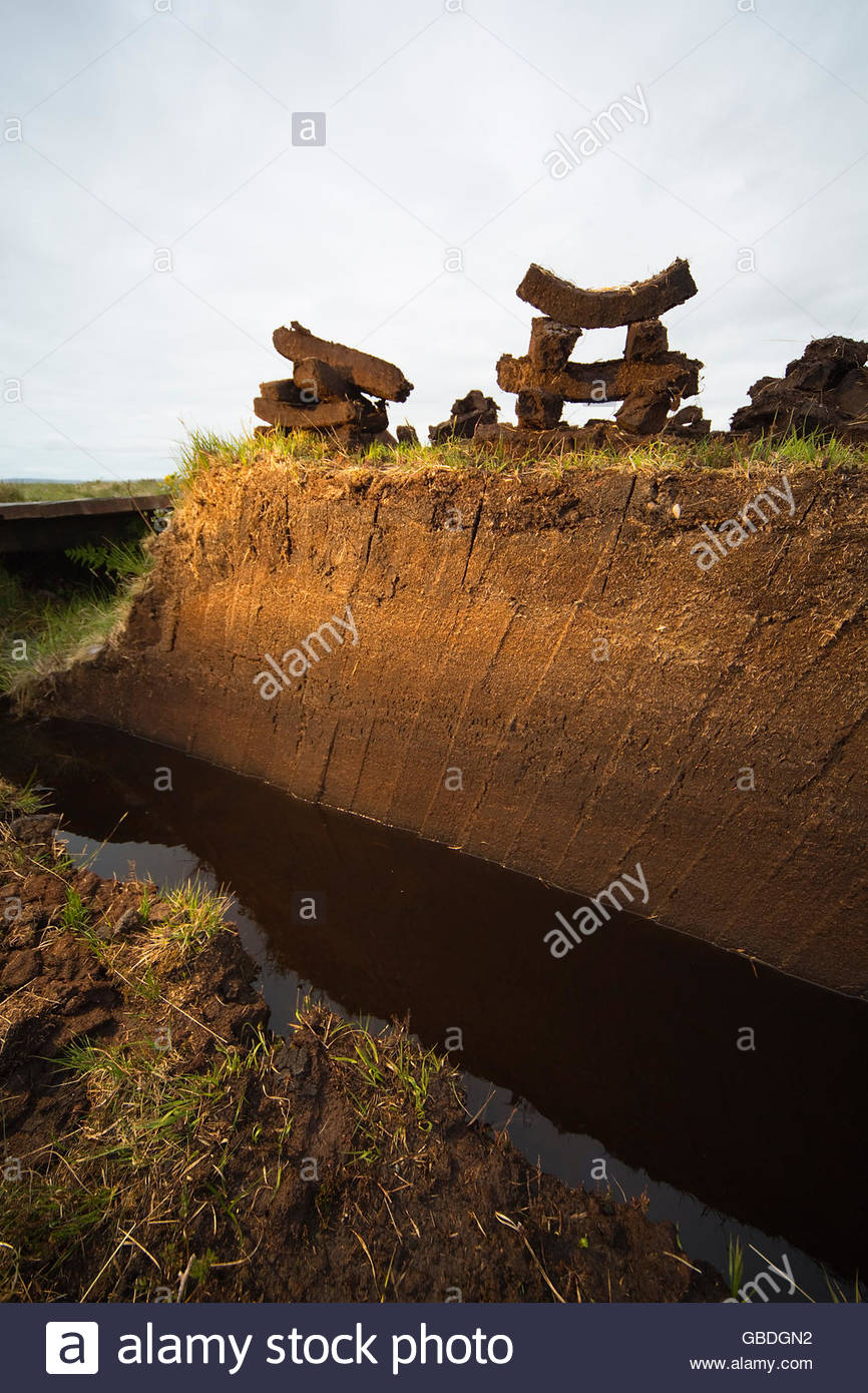 Traditional Peat Stack High Resolution Stock Photography and Images - Alamy