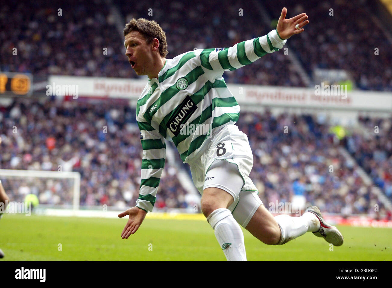 Celtic's Alan Thompson celebrates scoring the second goal Stock Photo ...