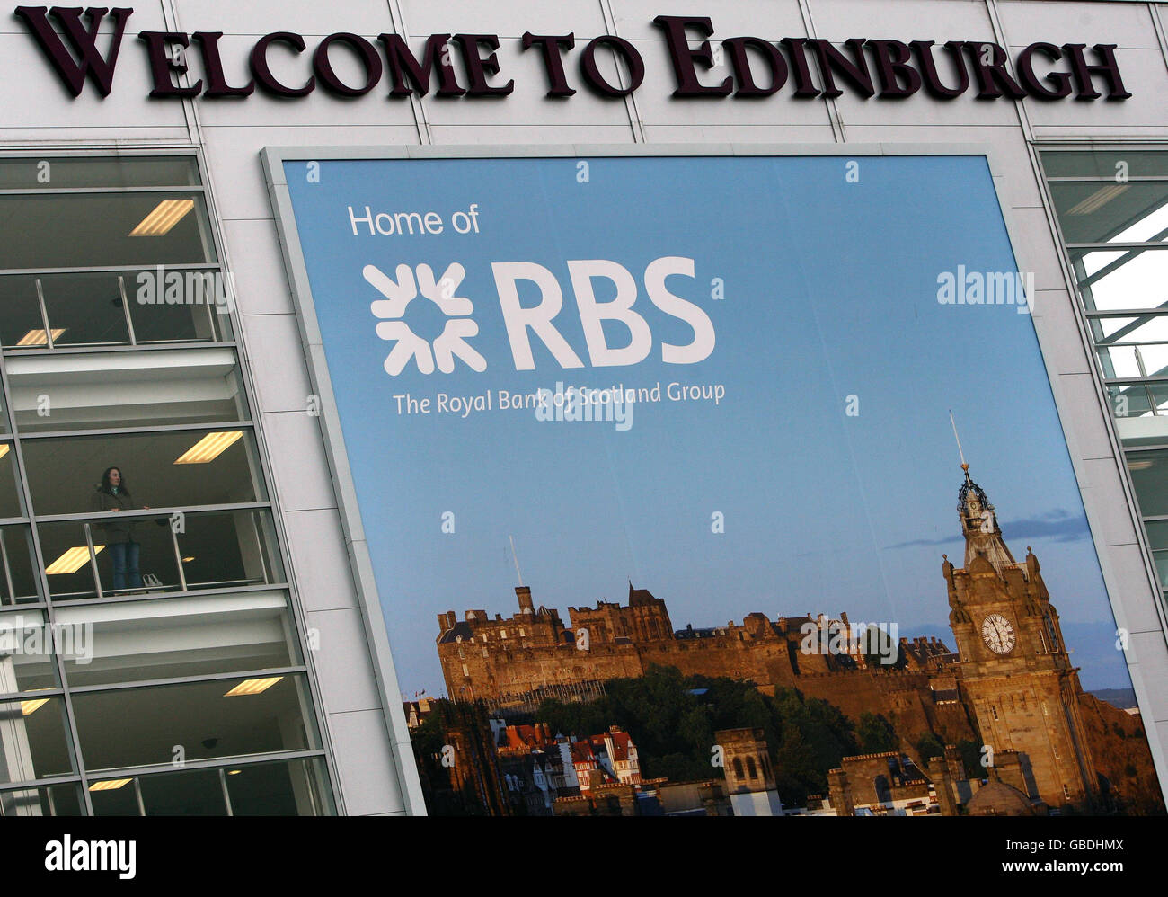 Car park edinburgh airport hi-res stock photography and images - Alamy