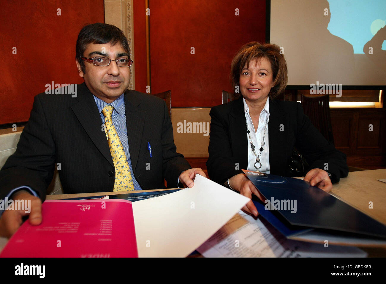 Dr Naresh Chada High Resolution Stock Photography and Images - Alamy