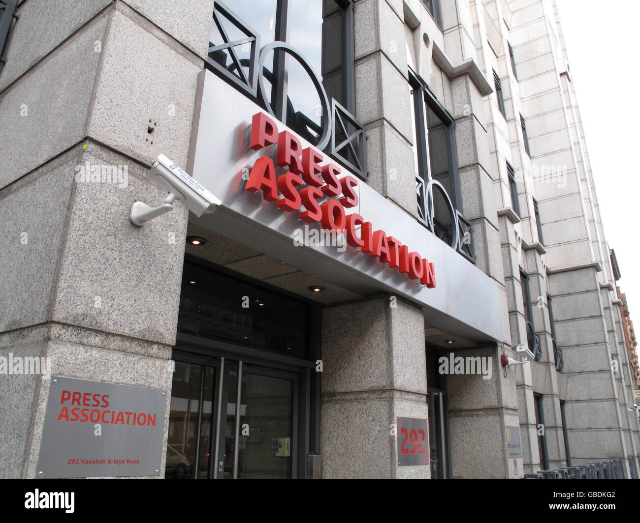 Press association building on vauxhall bridge road hi-res stock ...