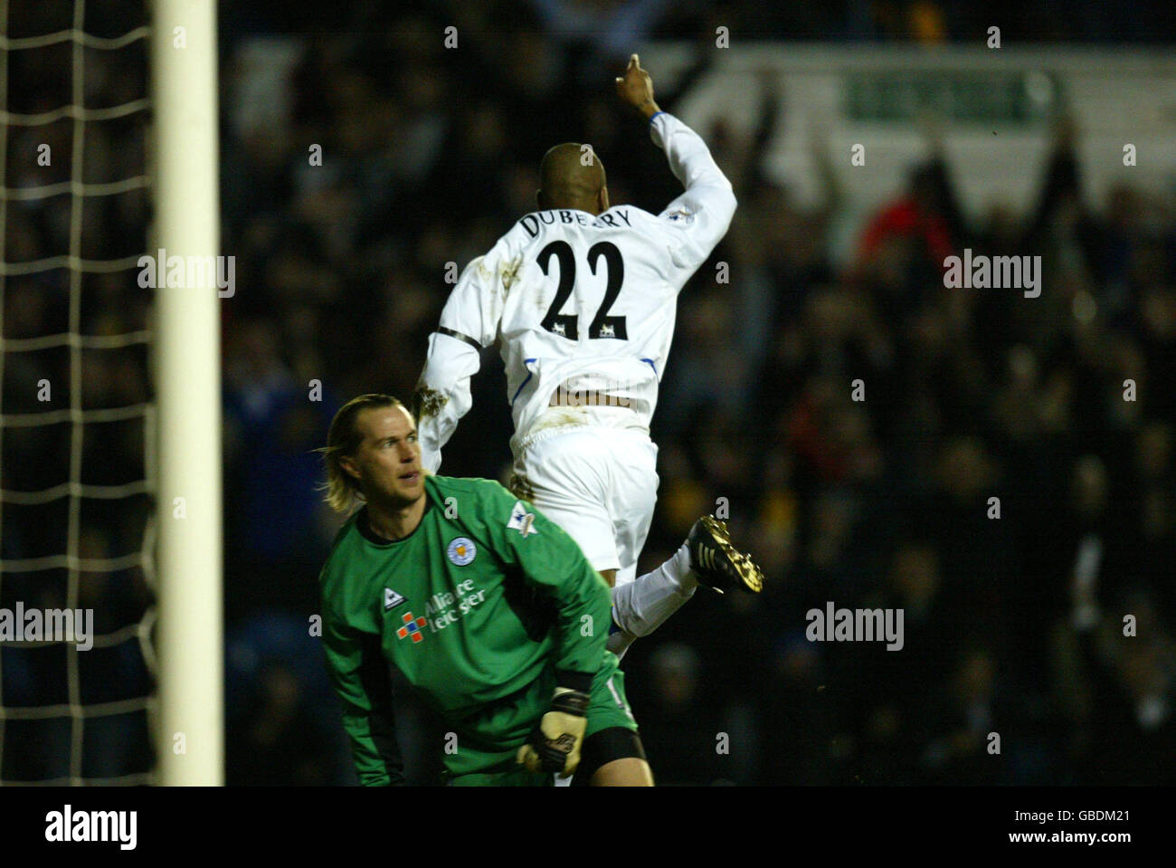 Goalkeeper ian walker hi-res stock photography and images - Alamy