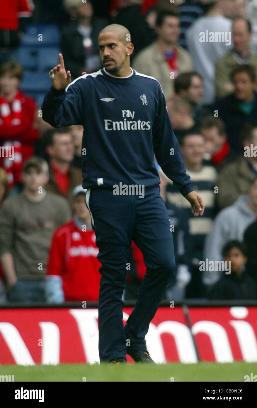 Chelsea's Juan Sebastian Veron back in the squad after a long term ...