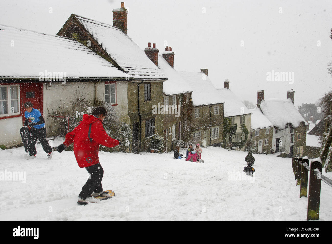 Danny wyman heads down the iconic gold hill in shaftesbury hi-res stock ...
