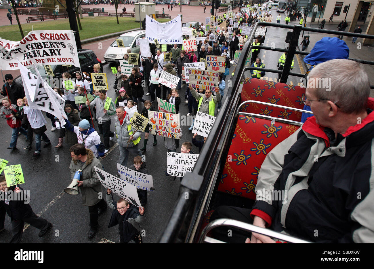 Schools save our schools protest hi-res stock photography and images ...
