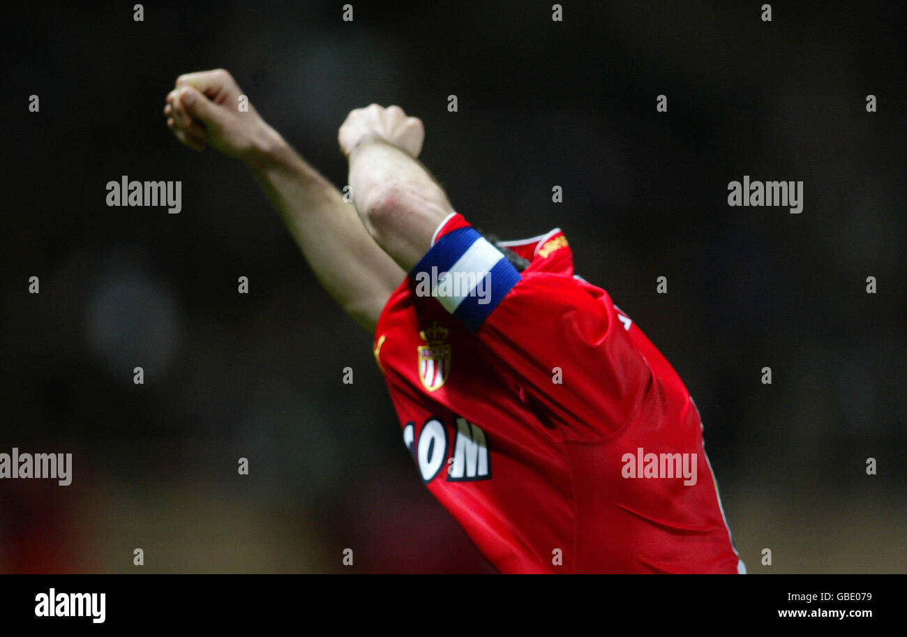 Ludovic giuly real madrid hi-res stock photography and images - Alamy