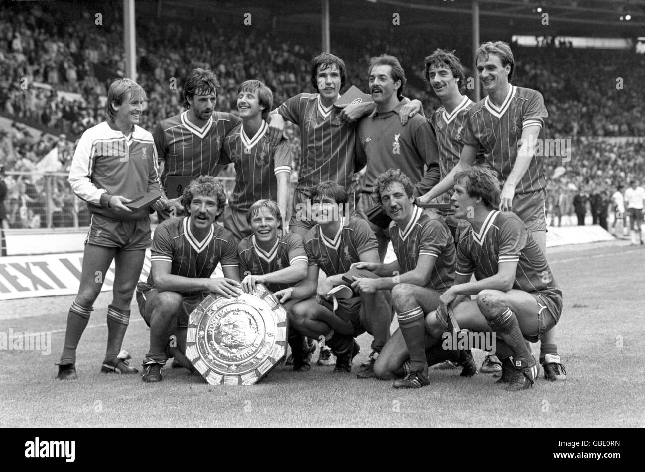 Ian rush fa cup trophy hi-res stock photography and images - Alamy