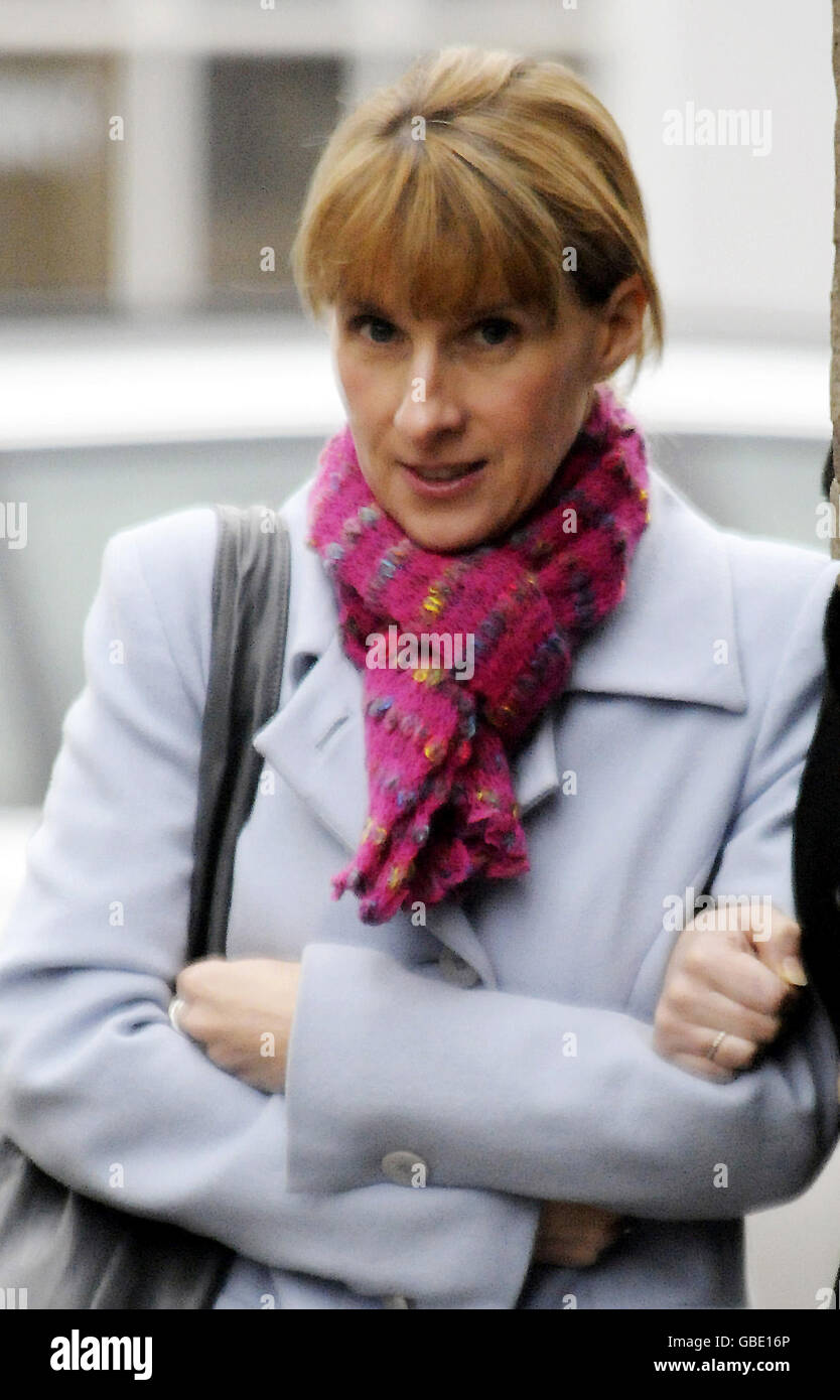 Lynne-Marrie Howden arrives at Warwick Crown court today where she ...