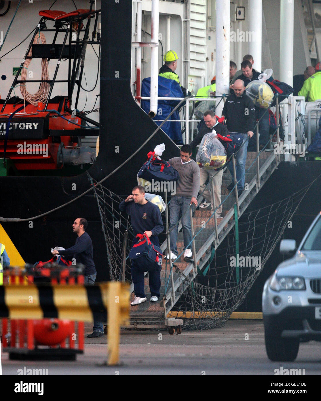 Crew from a helicopter which ditched near a North Sea platform arrive ...