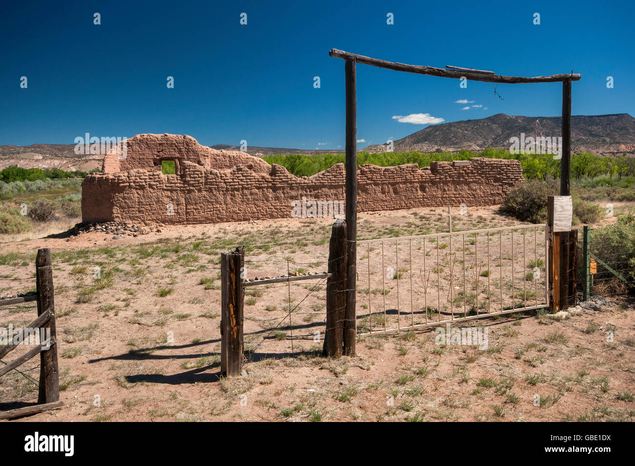 Ruins of Santa Rosa de Lima Church near Abiquiu, New Mexico, USA Stock ...