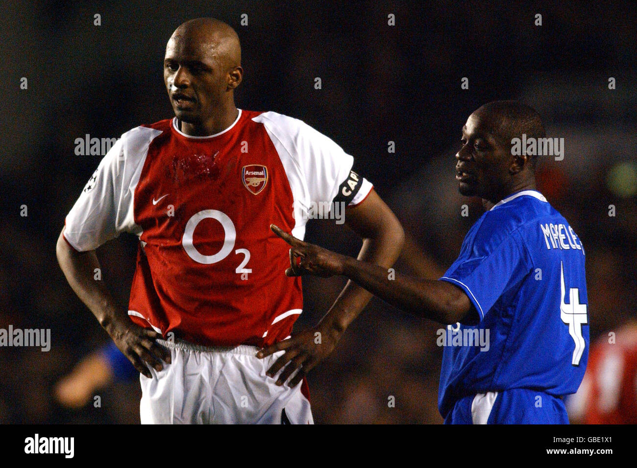 Chelseas claude makelele and arsenals patrick vieira hi-res stock ...