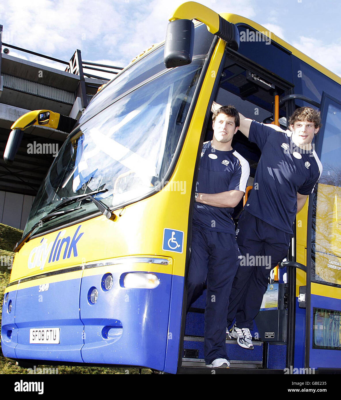 Scotland's Ross Ford (right) and Hugo Southwell give Citylink buses the ...