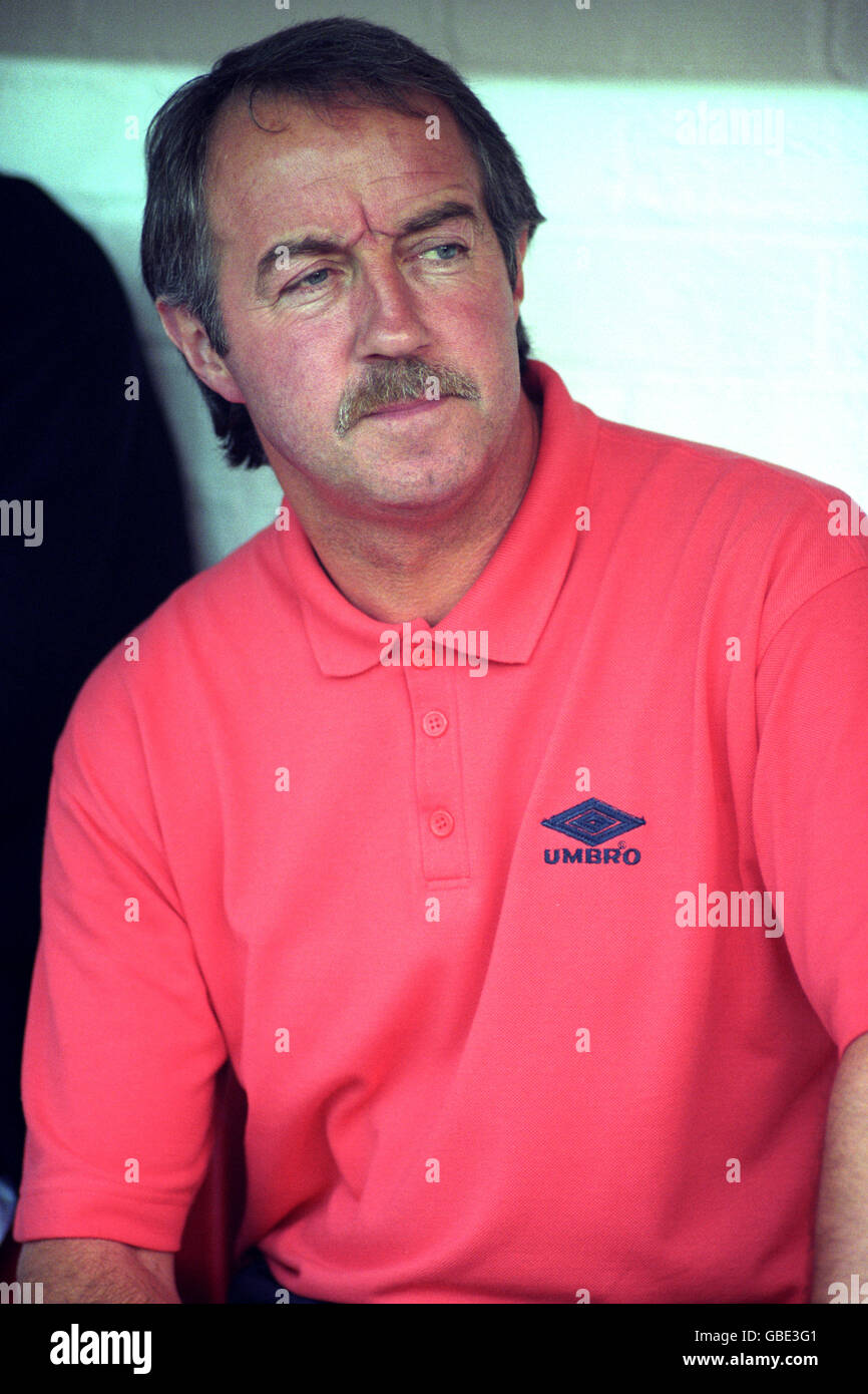 ENGLISH SOCCER. NOTTINGHAM FOREST'S MANAGER FRANK CLARK Stock Photo - Alamy ENGLISH SOCCER. NOTTINGHAM FOREST'S MANAGER FRANK CLARK Stock Photo - Alamy