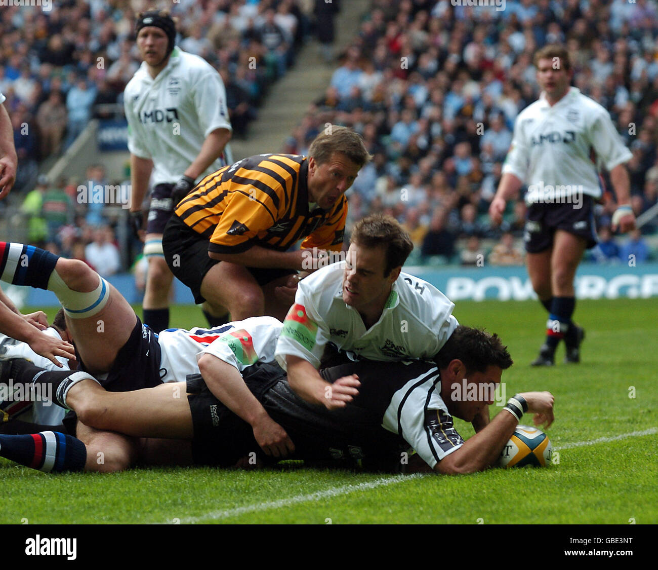 Newcastle Falcons' Warren Britz scores their first try Stock Photo - Alamy