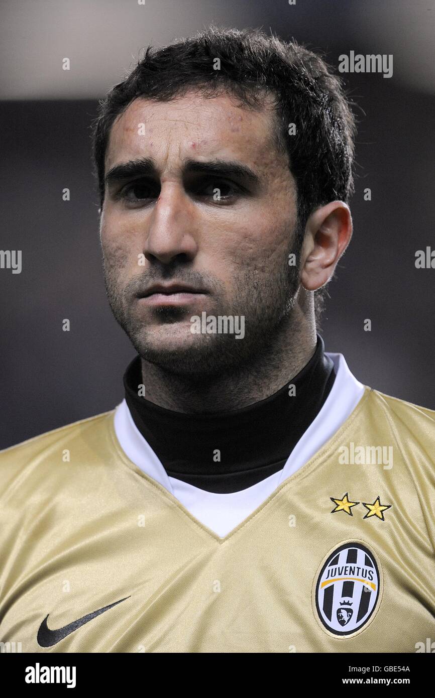 Soccer - UEFA Champions League - First Knockout Round - First Leg ...