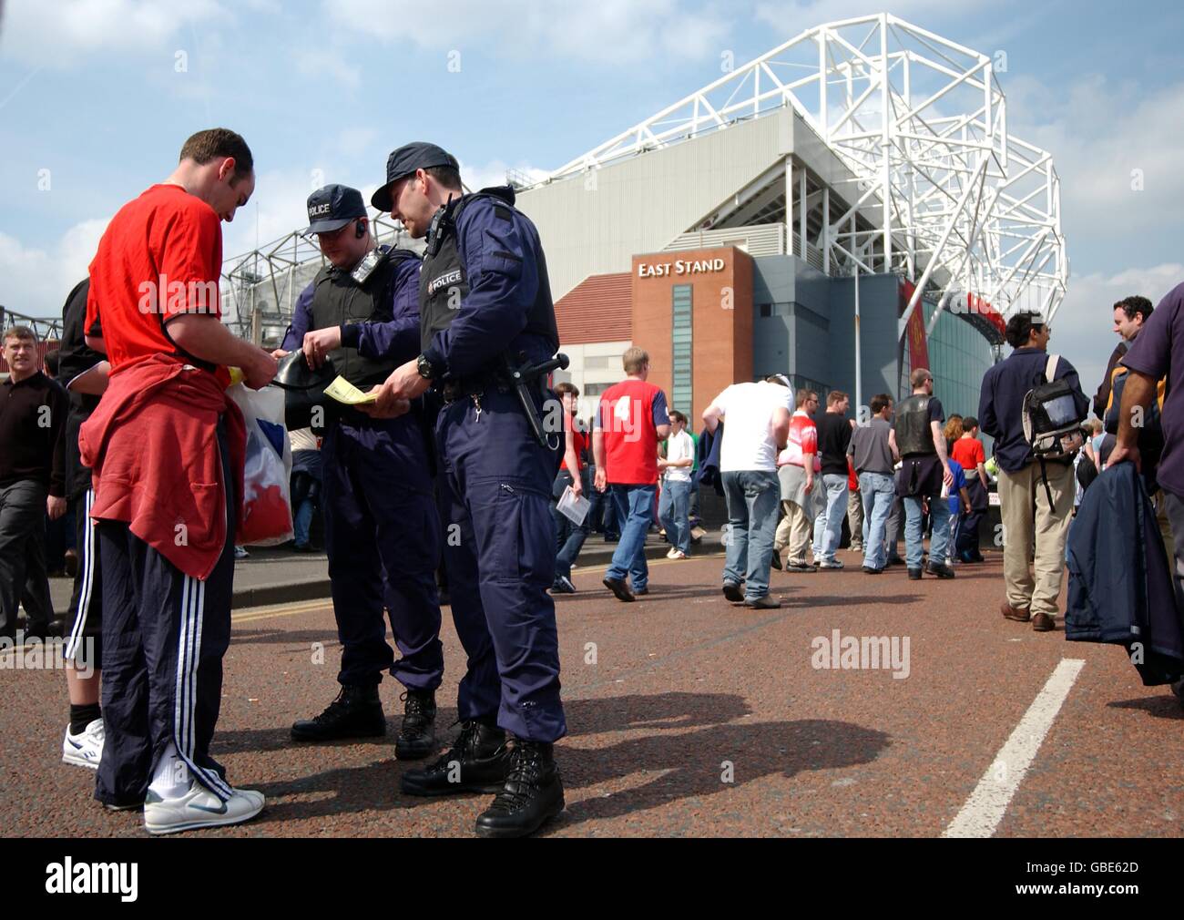 Security football man utd hi-res stock photography and images - Alamy