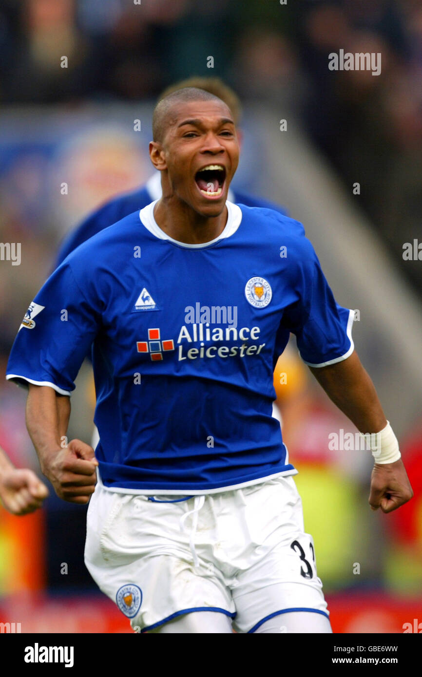 Leicester citys marcus bent celebrates scoring hi-res stock photography ... Leicester citys marcus bent celebrates scoring hi-res stock photography ...