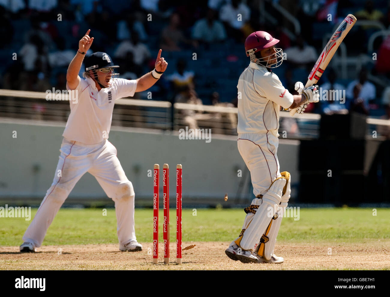 West indian cricketer ramnaresh sarwan hi-res stock photography and ...