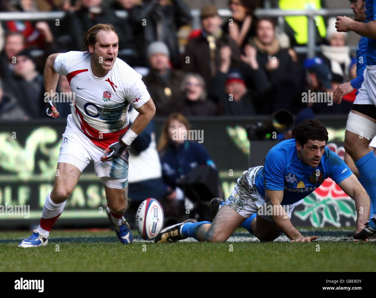 Rugbyu italy action full length scoring mangdm hi-res stock photography ...