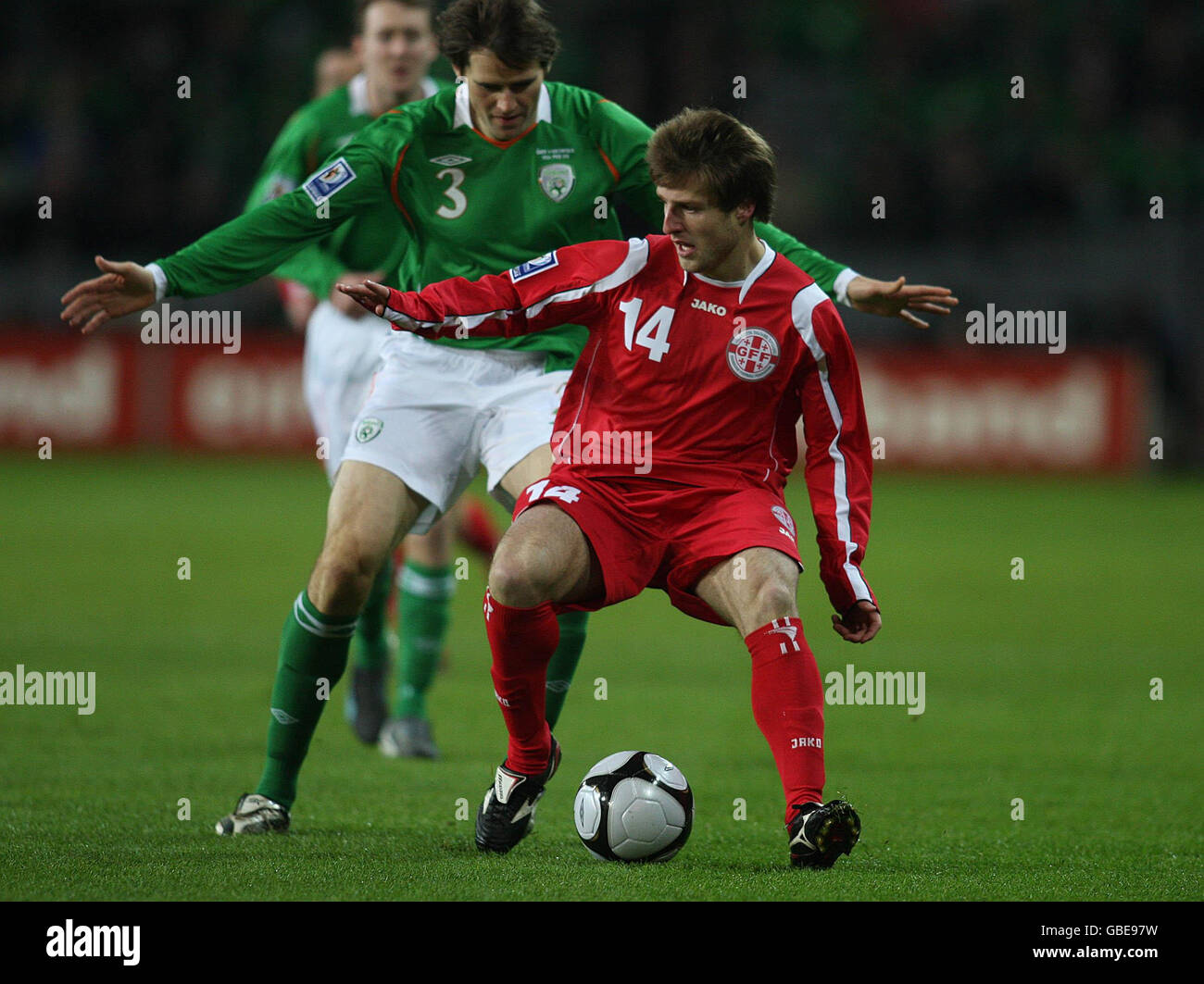 Republic irelands kevin kilbane hi-res stock photography and images - Alamy