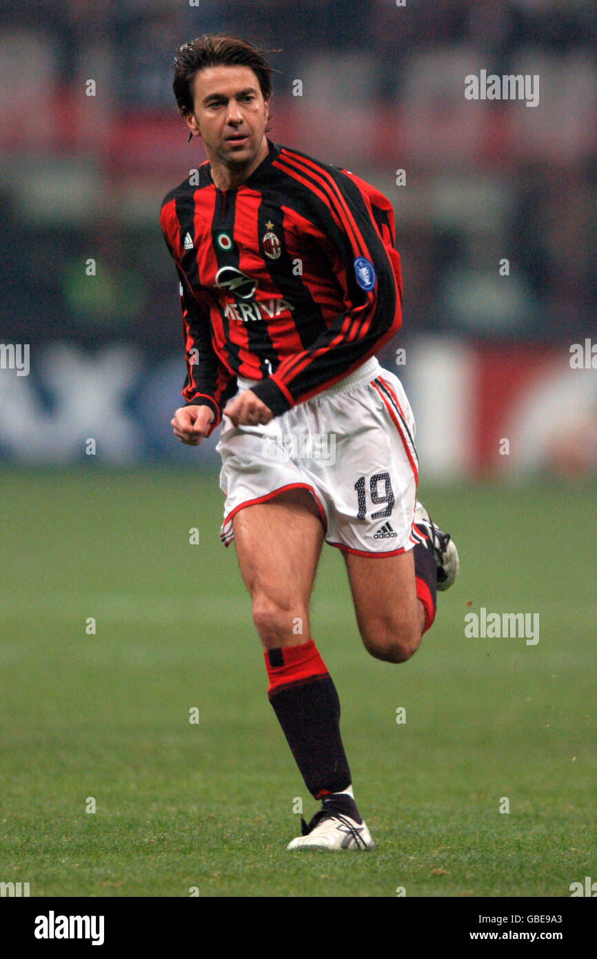 Soccer - UEFA Champions League - Quarter Final - First Leg - AC Milan v ...