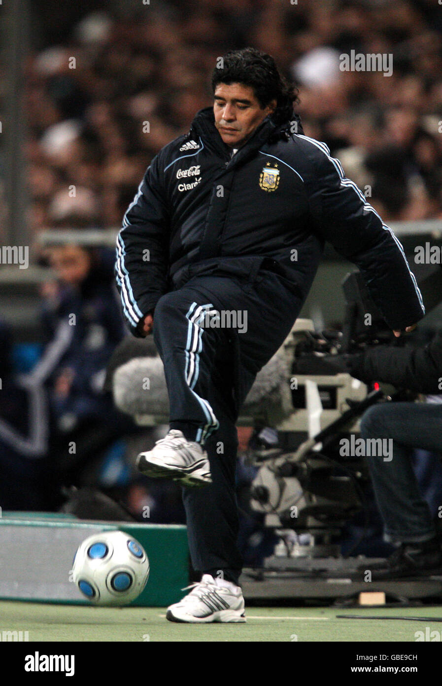 Argentinas manager diego maradona hi-res stock photography and images ...