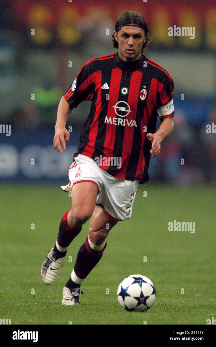 Soccer - UEFA Champions League - Quarter Final - First Leg - AC Milan v ...