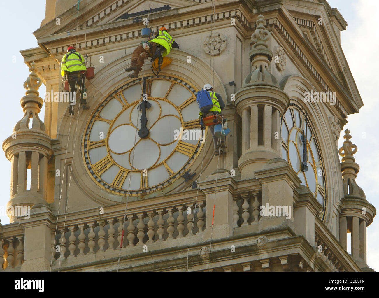 Portsmouth guildhall clock hi-res stock photography and images - Alamy