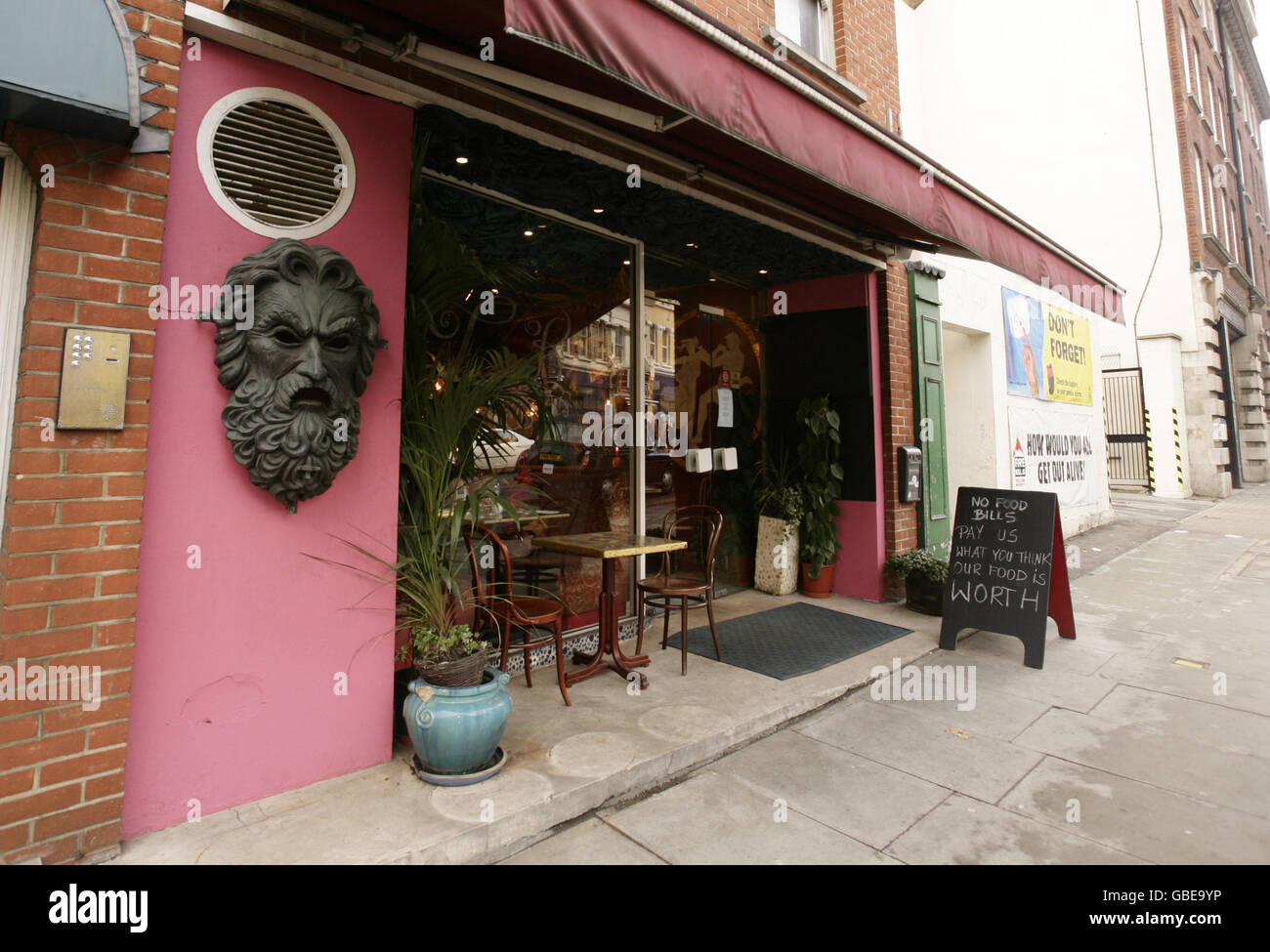 Little bay restaurant london hi-res stock photography and images - Alamy