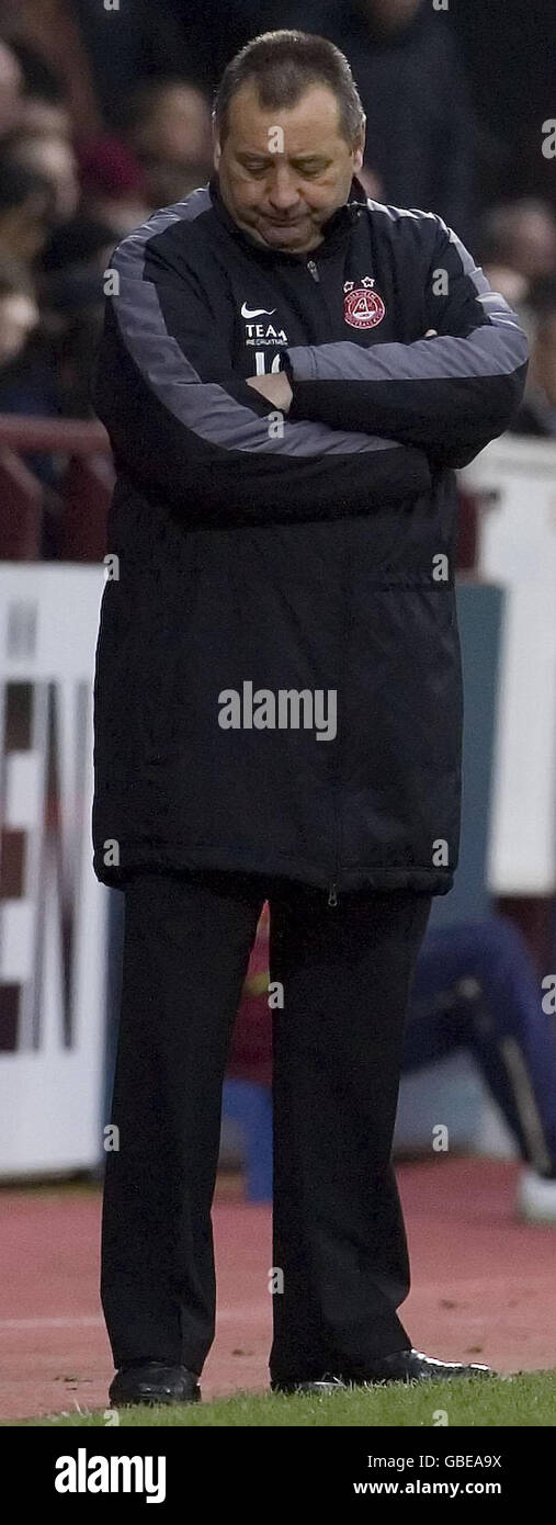 Aberdeen manager Jimmy Calderwood looks dejected during the Clydesdale ...