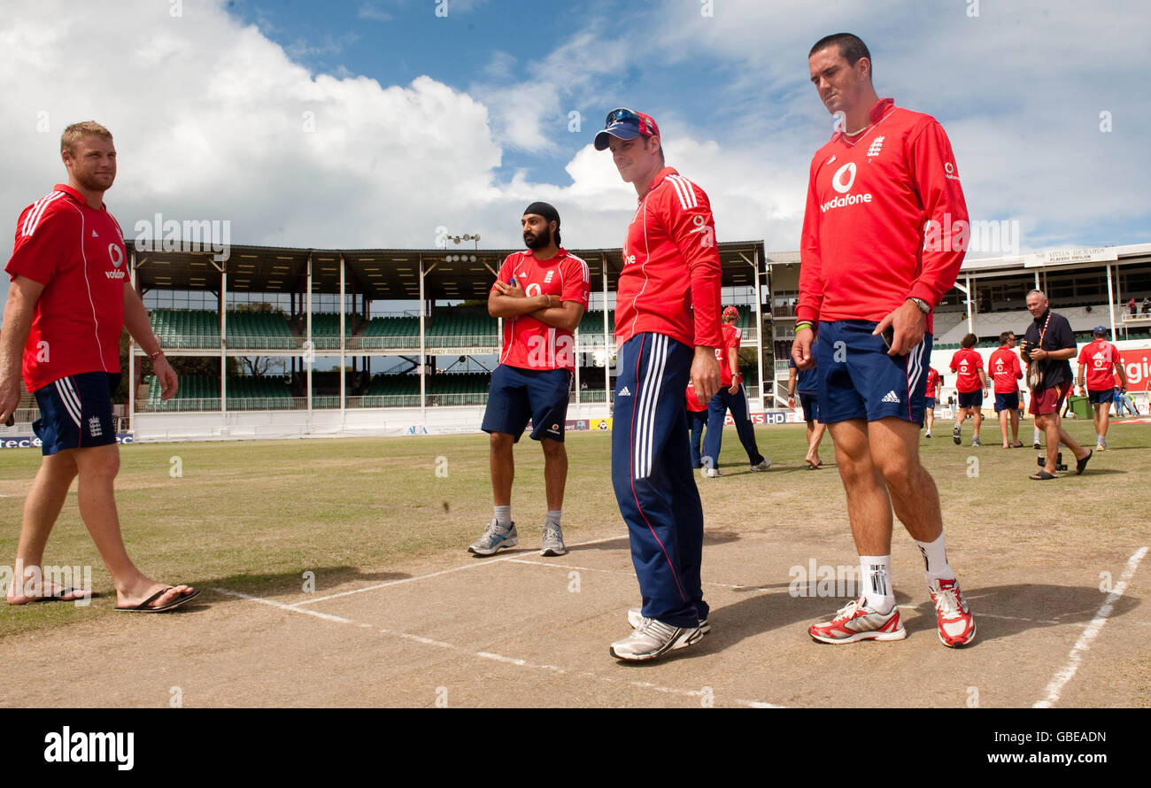 Cricket - England Practice Session Stock Photo - Alamy