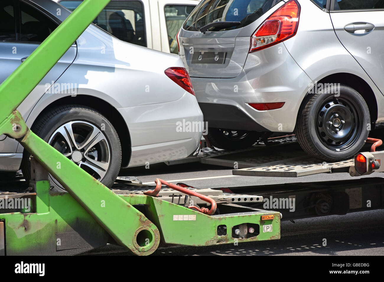 Car transporter side view hi-res stock photography and images - Alamy