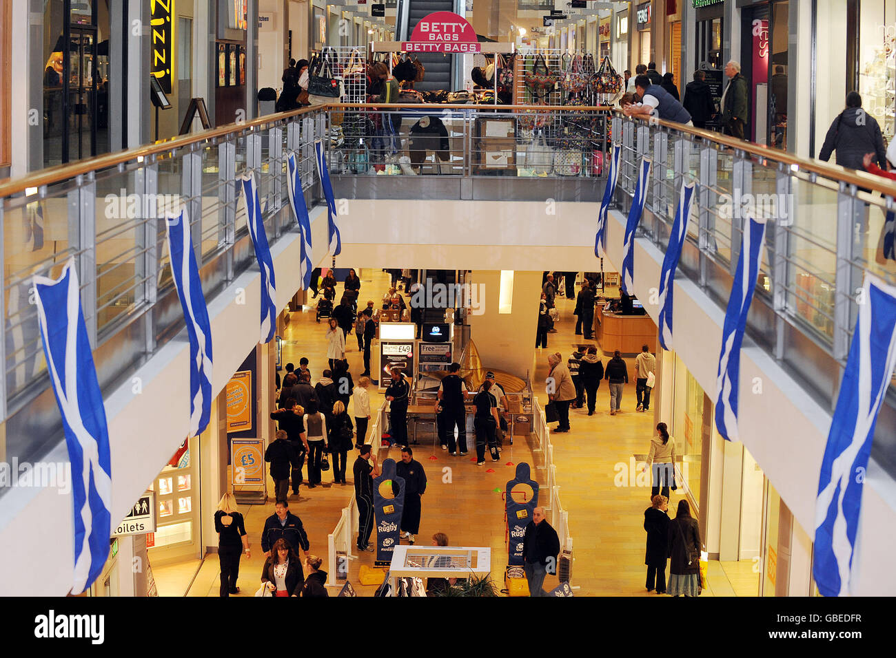 General view showing the course on lower level of the shopping mall ...