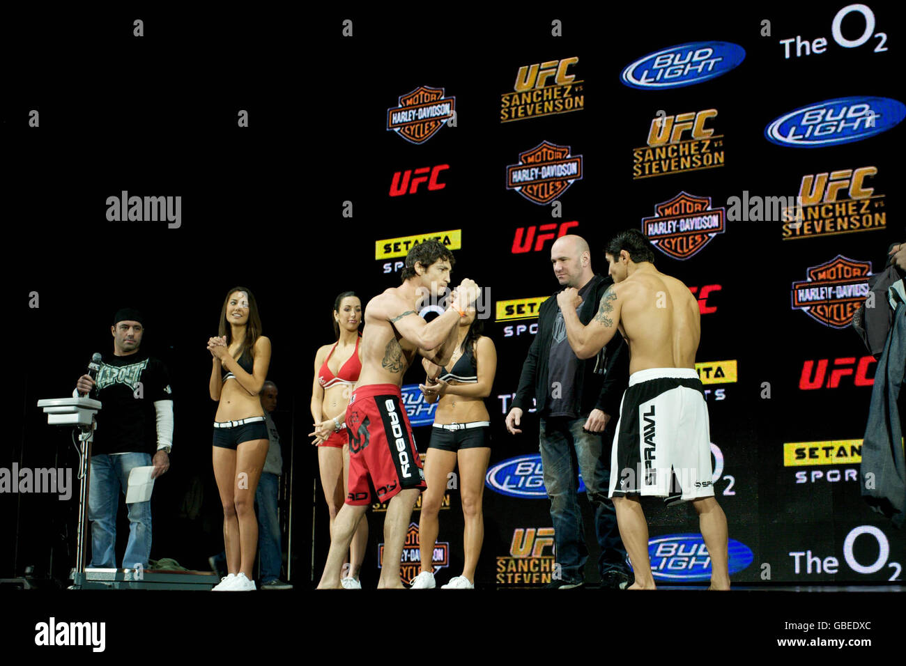 Sport - Ultimate Fighting Championship 95 - The O2 Arena Stock Photo ...