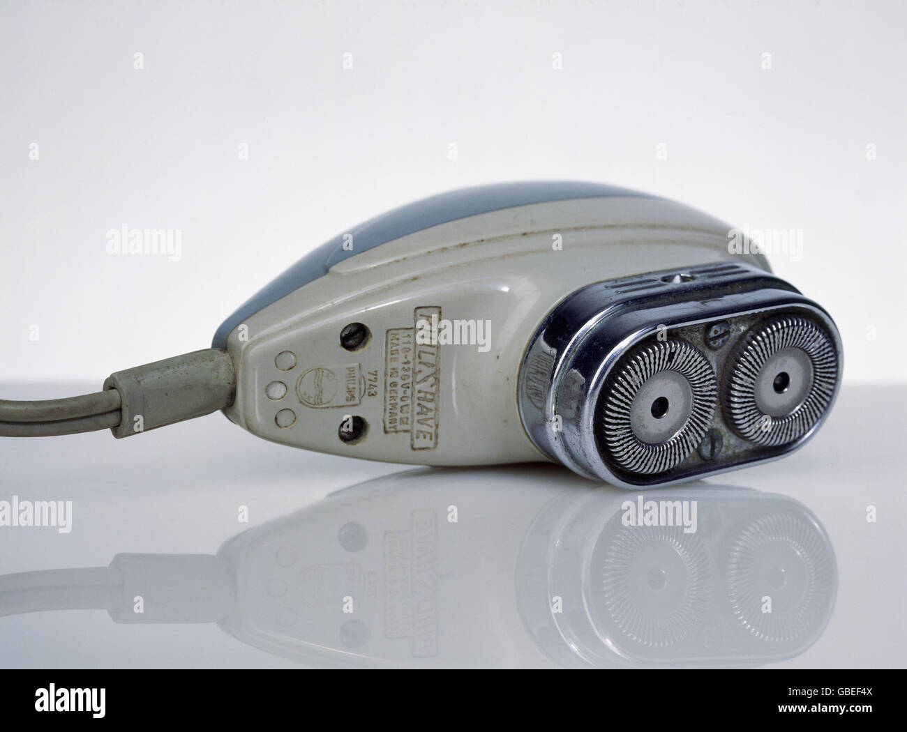 cosmetics, safety razors, electric razor "Phili shave" by Philips ...