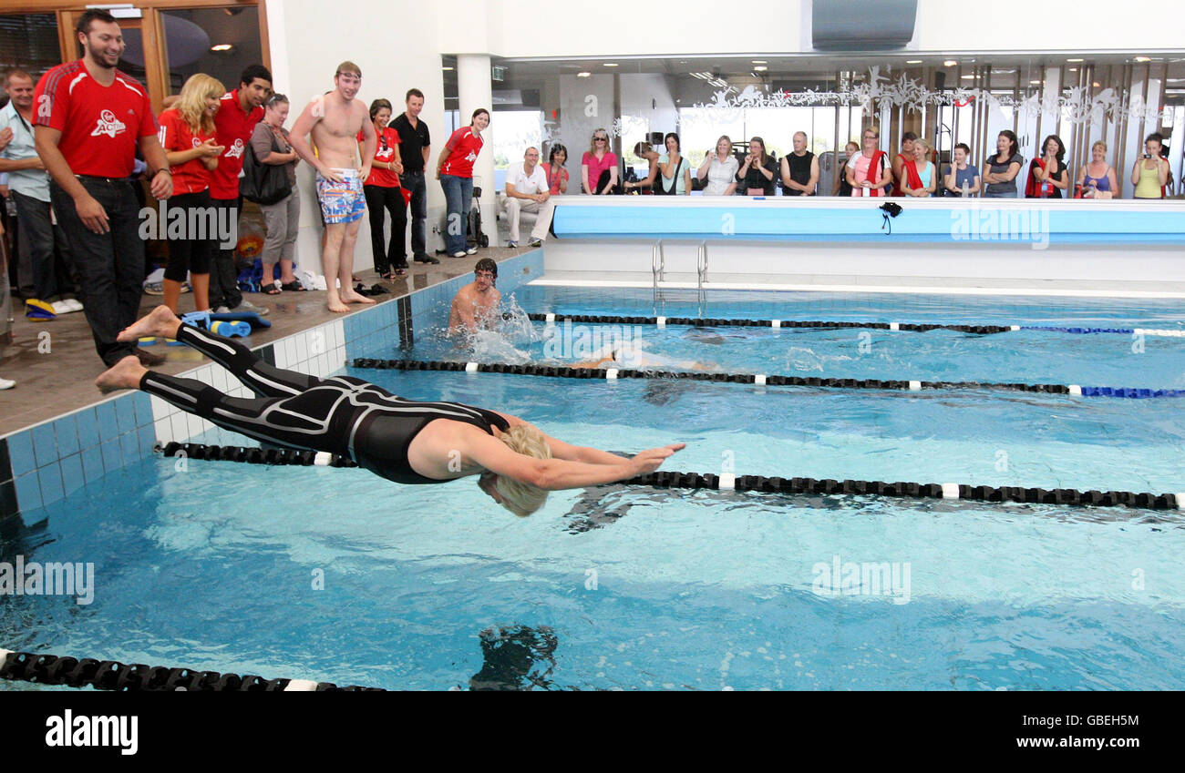 Richard branson chairman virgin atlantic hi-res stock photography and ...