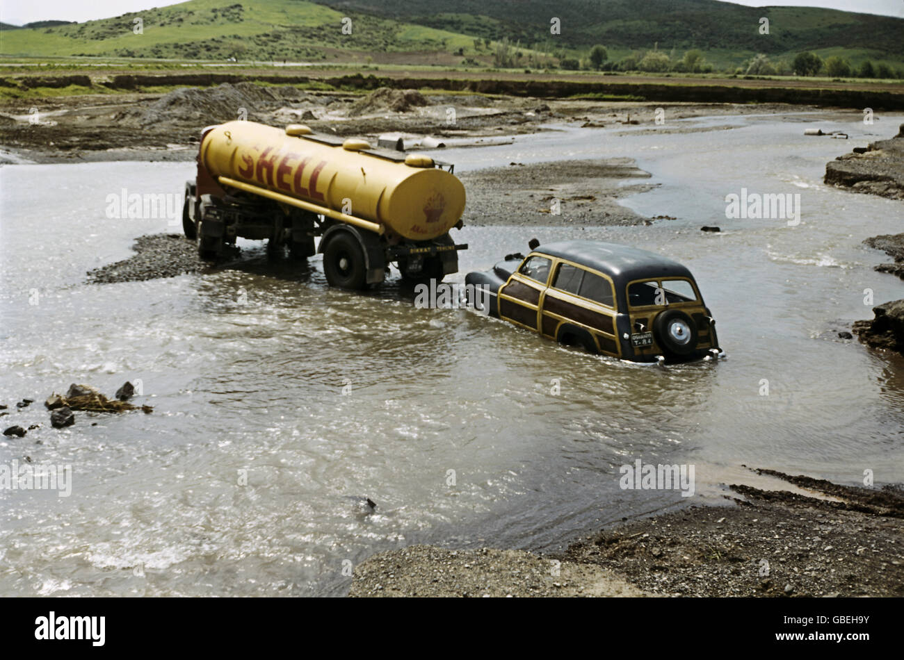 geography / travel, Turkey, transport / transportation, tank lorry and ...