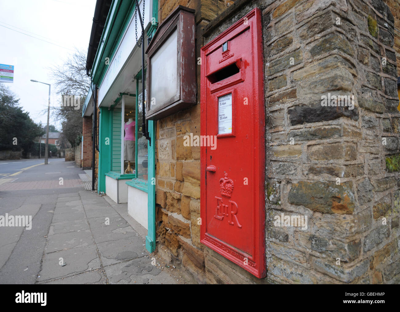 Royal Mail Post Box Stock Photo - Alamy