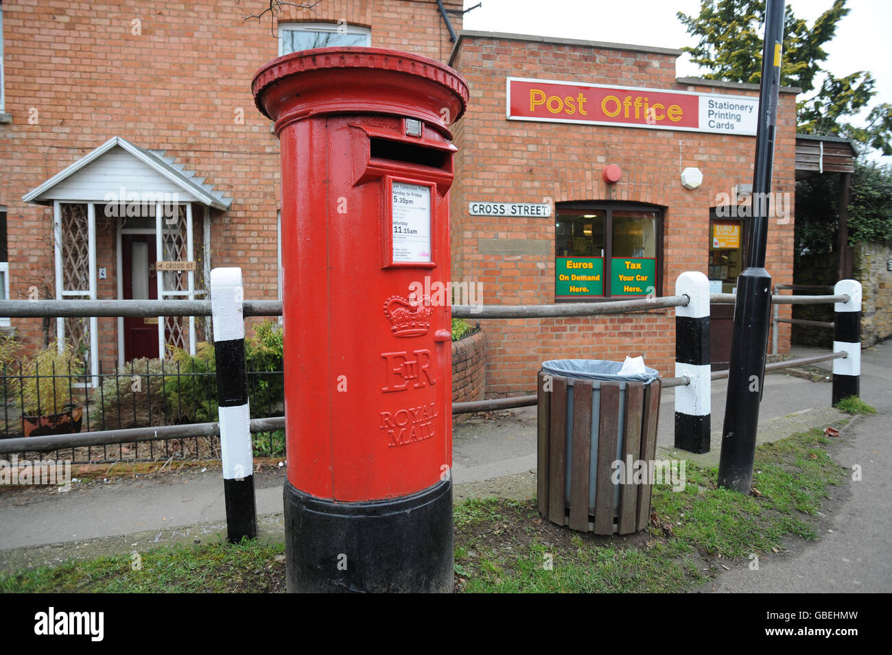 Red royal mail post box cross street hi-res stock photography and ...