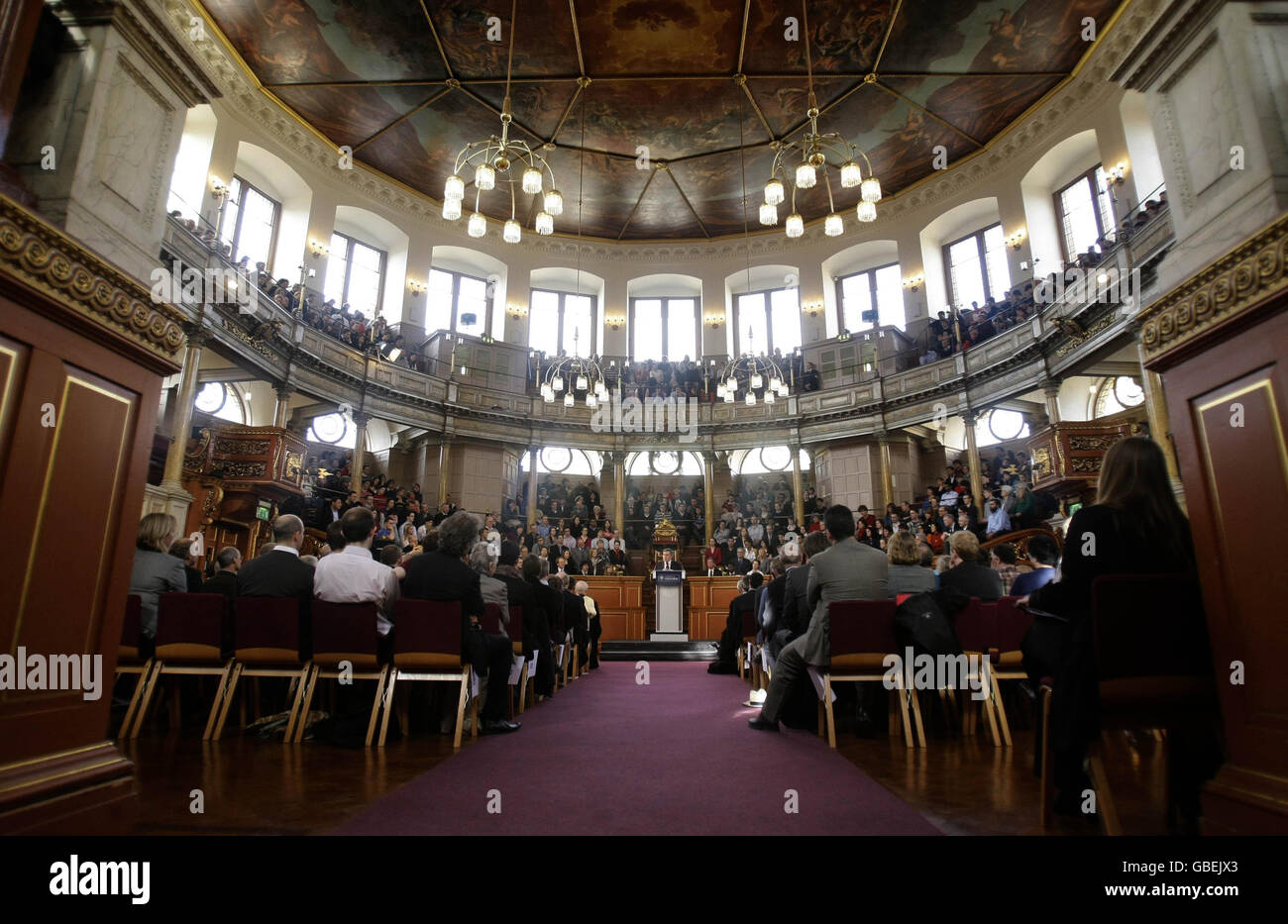Interior of sheldonian theatre hi-res stock photography and images - Alamy