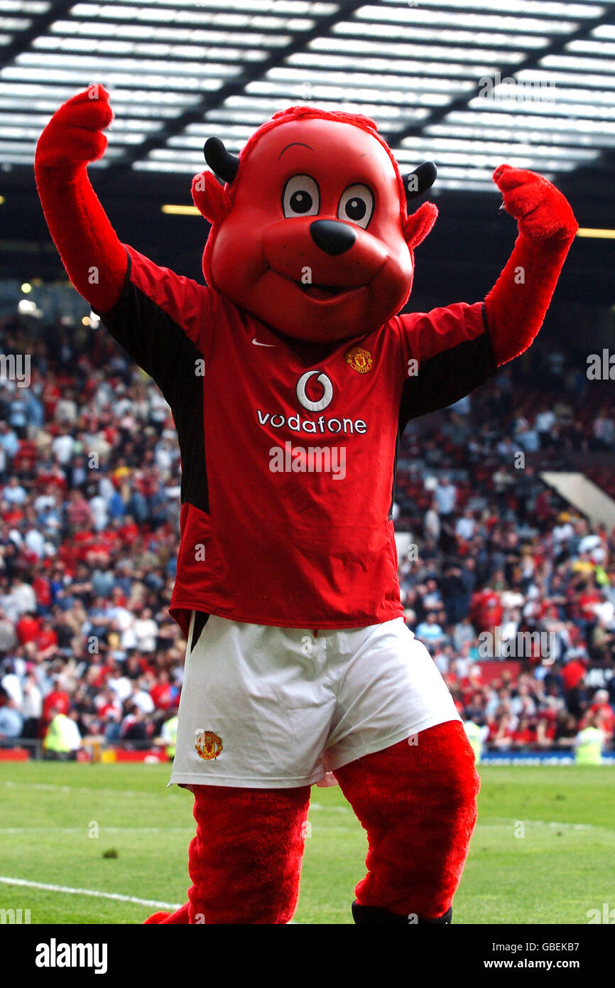 Manchester united mascot hi-res stock photography and images - Alamy