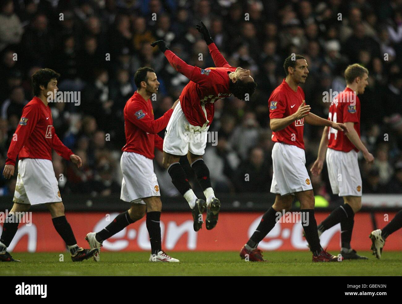 Manchester United's Luis Nani (c) celebrates after he scorers the ...