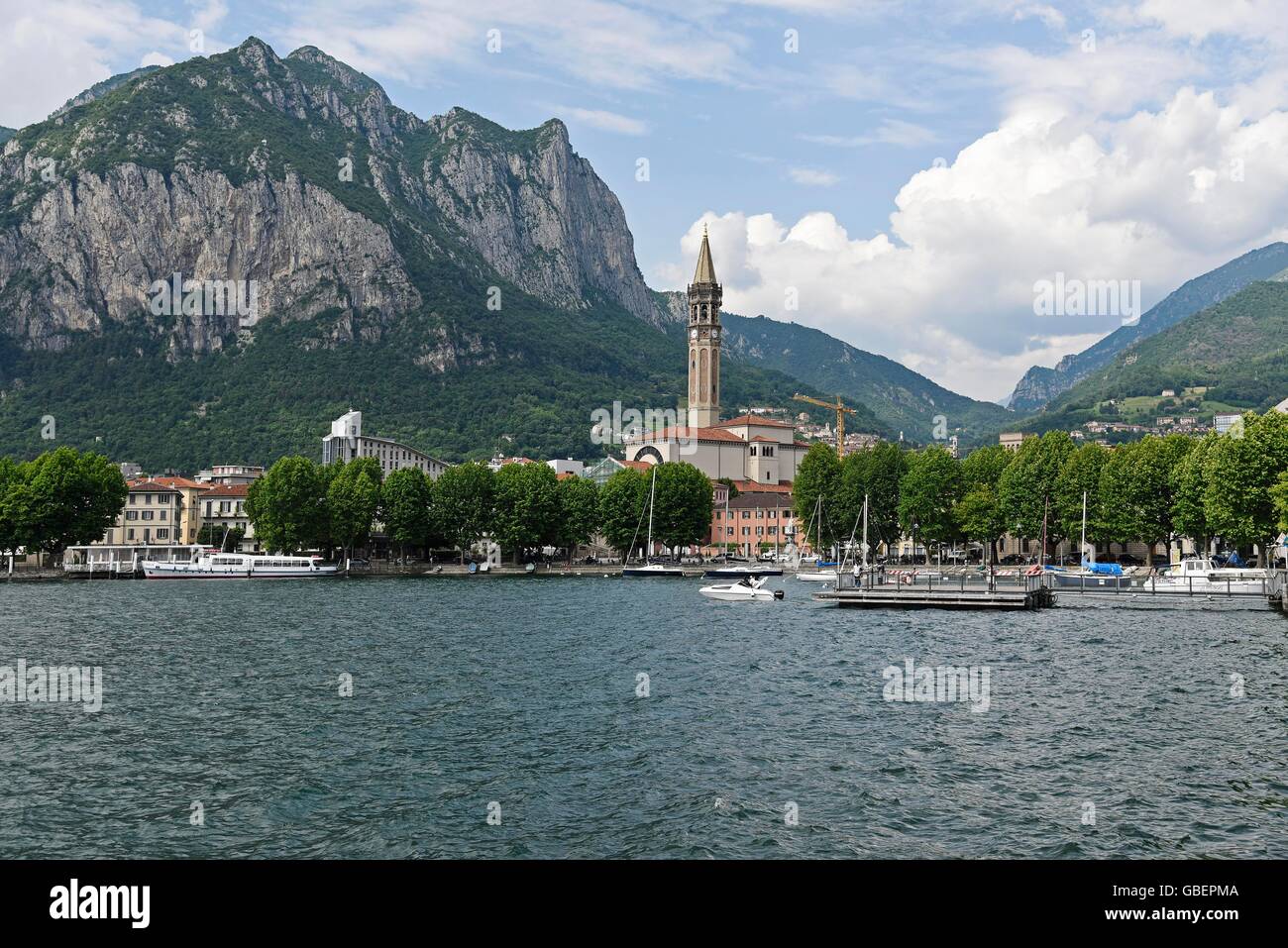 Lago di lecco hi-res stock photography and images - Alamy